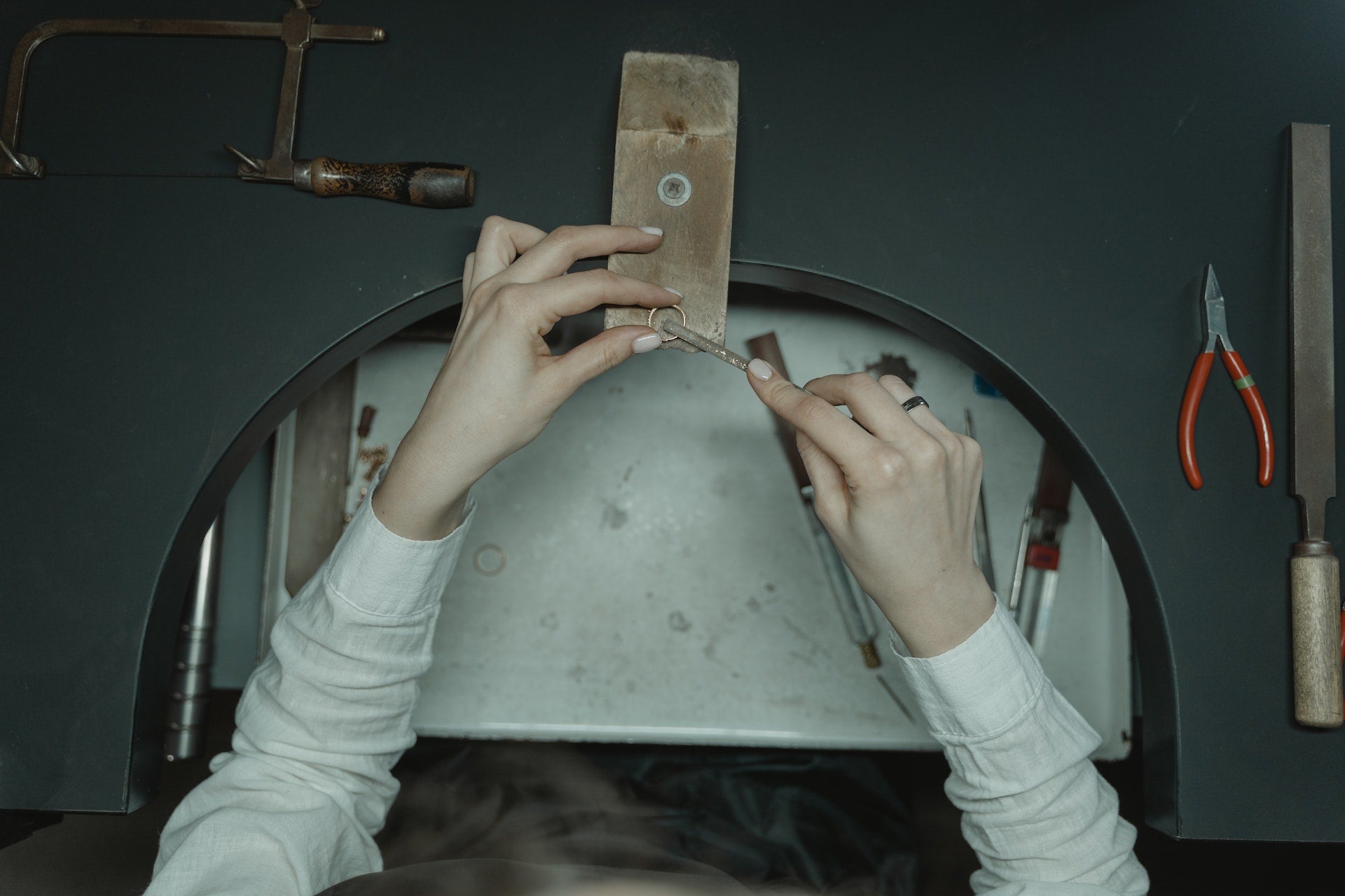 How jewelry is made step by step? - Variation